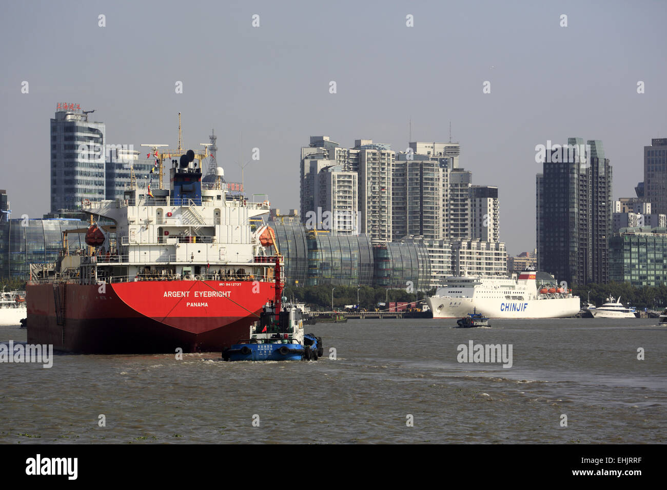 Shanghai waterway High Resolution Stock Photography and Images - Alamy