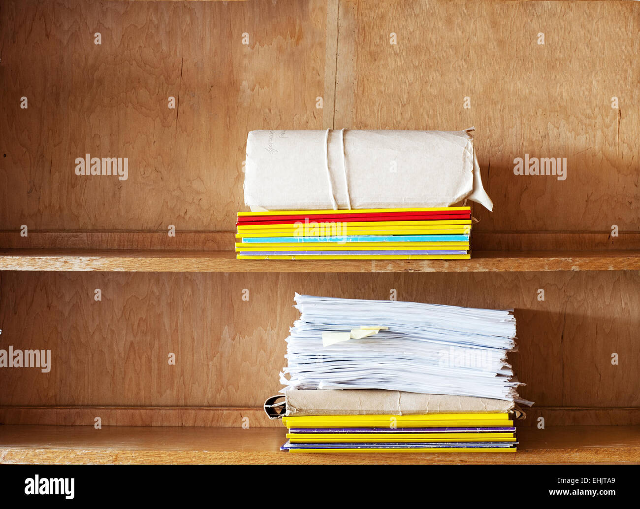 File sheets hi-res stock photography and images - Alamy