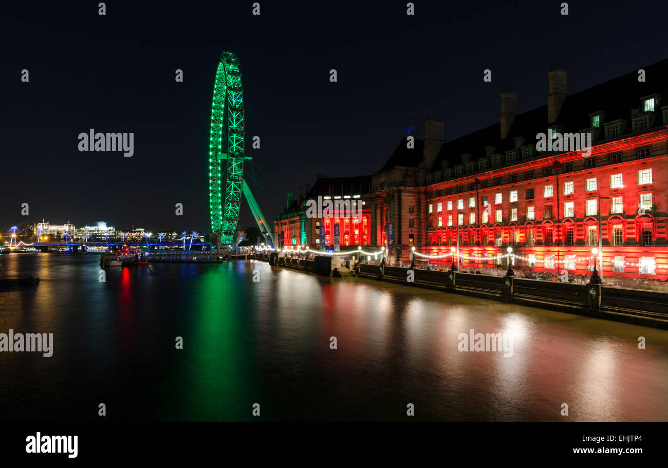 London night skyline hi-res stock photography and images - Alamy