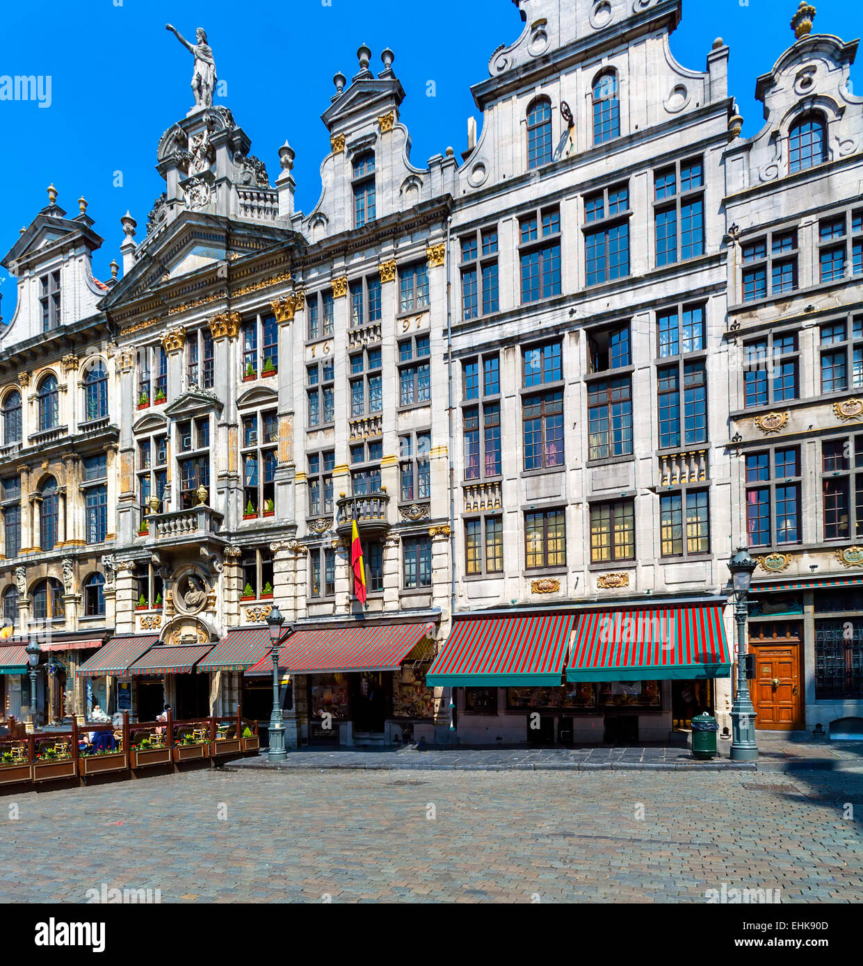 Guild houses grand place hi-res stock photography and images - Alamy