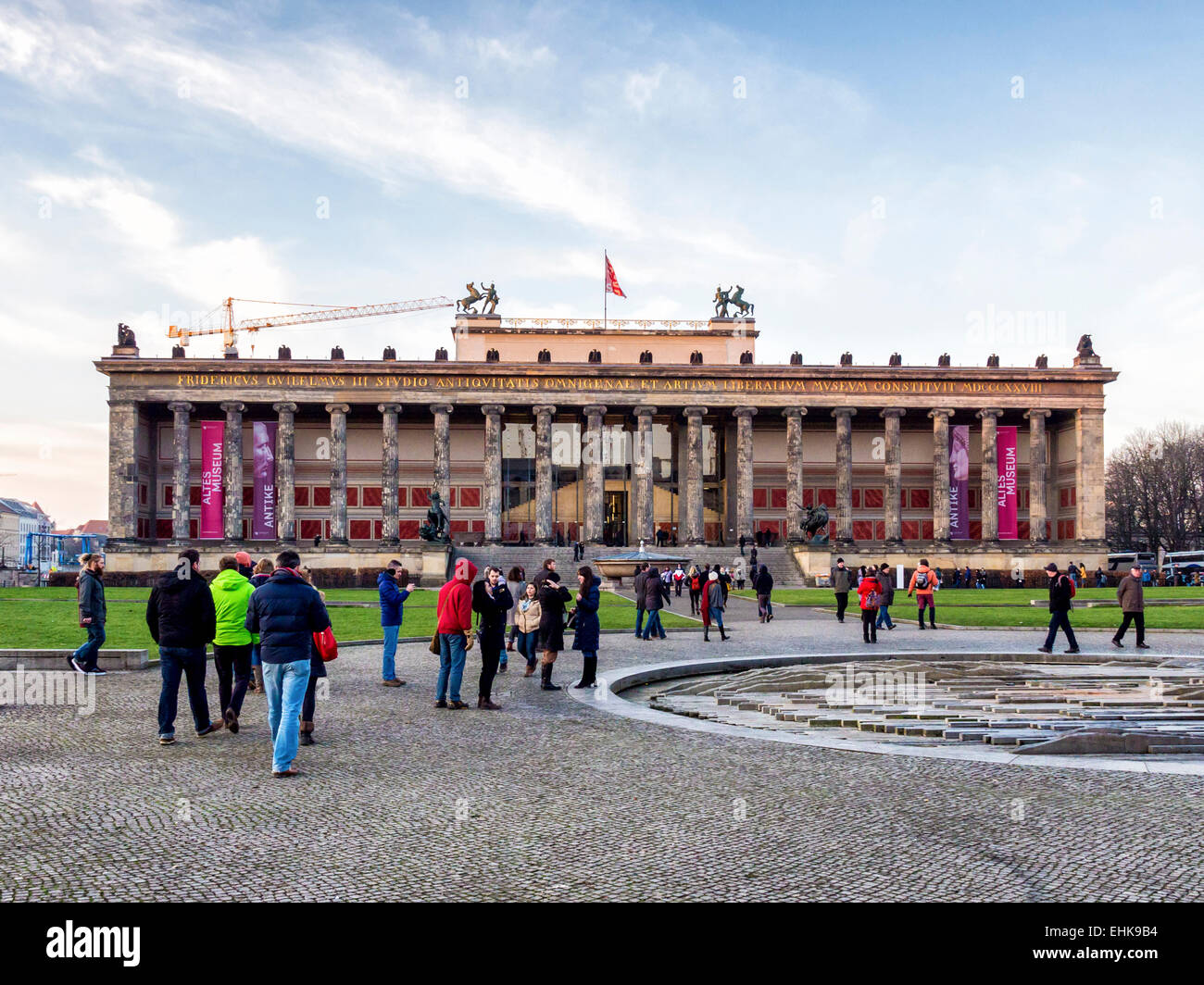 18 ionic columns hi-res stock photography and images - Alamy