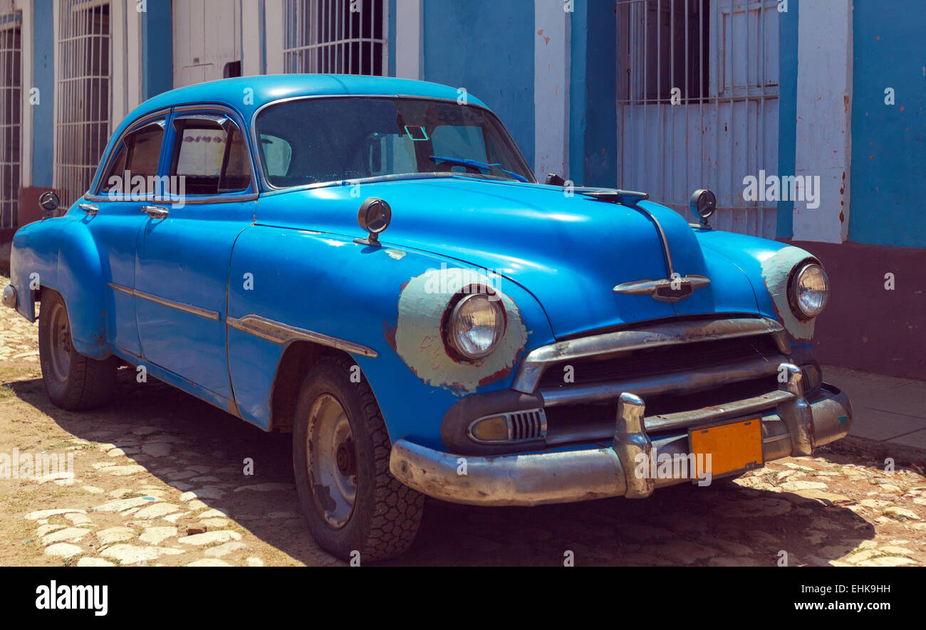 Vintage blue car hi-res stock photography and images - Alamy