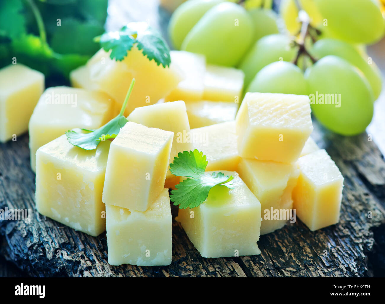Red stilton on cheese biscuit hi-res stock photography and images - Alamy