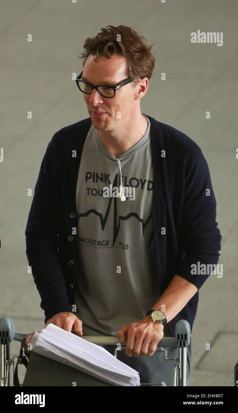 Benedict Cumberbatch arrives back from the Toronto International Film ...