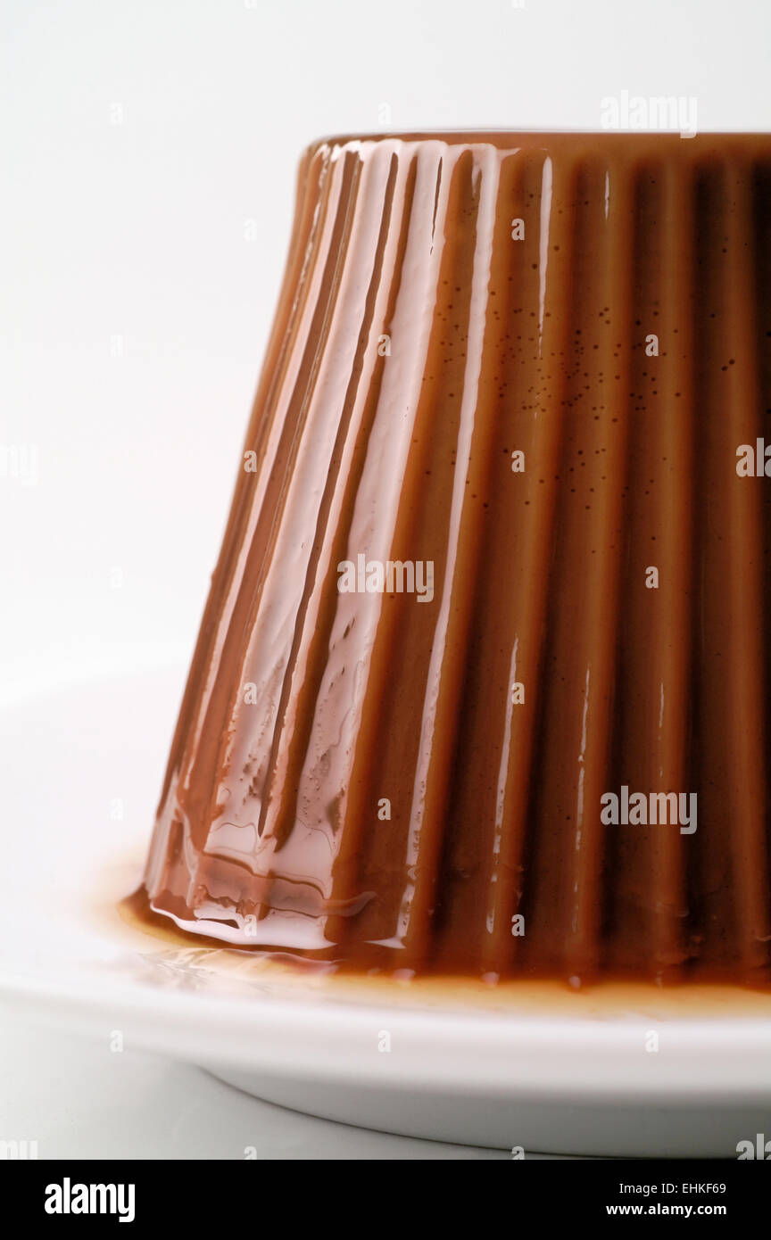 Chocolate pudding closeup background Stock Photo - Alamy