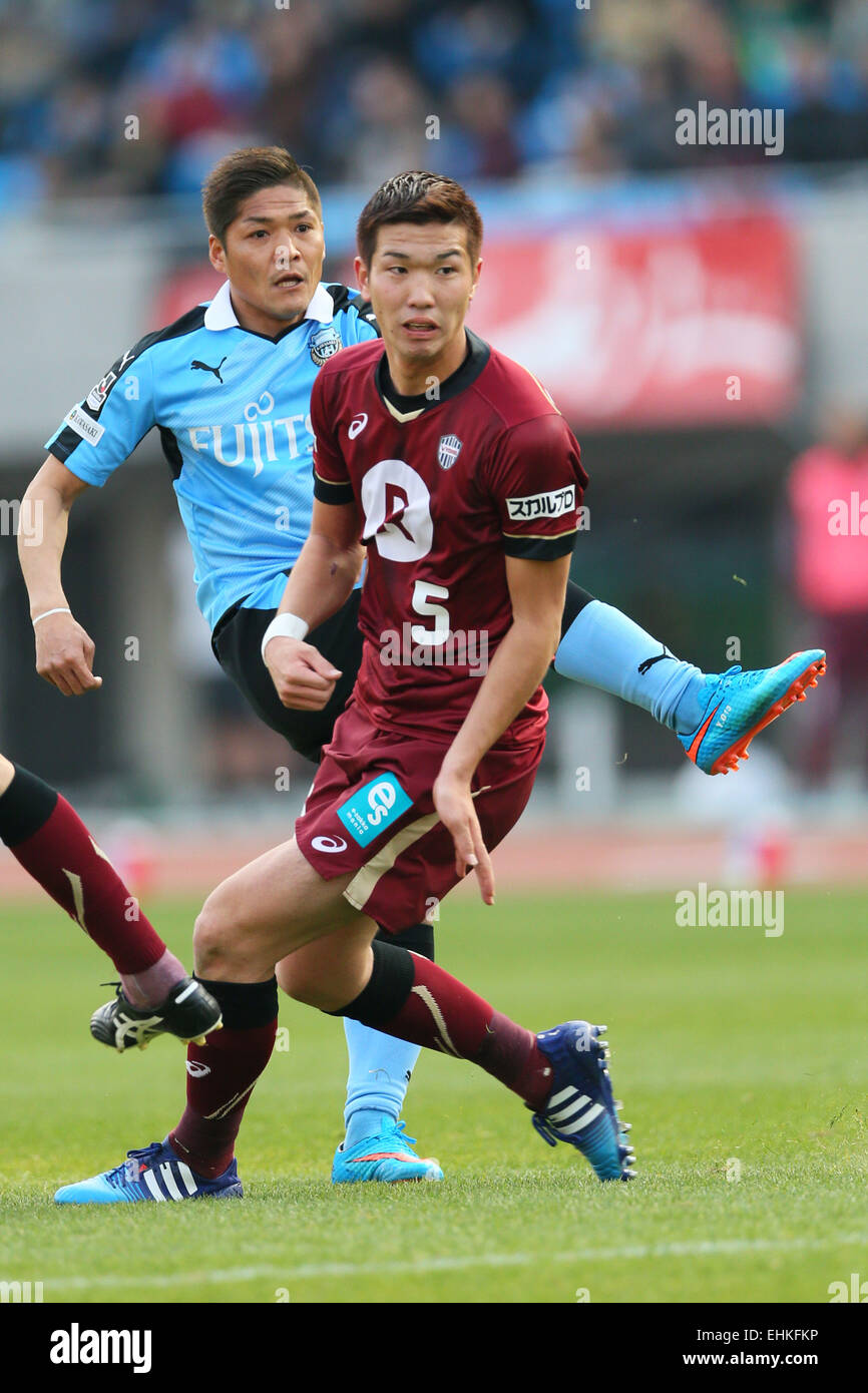 Kanagawa, Japan. 14th Mar, 2015. (L-R) Yoshito Okubo (Frontale), Takuya ...