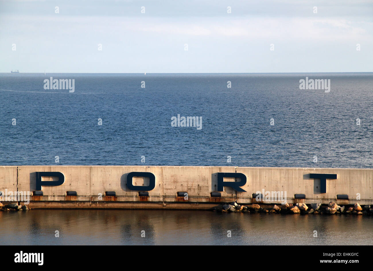 Port wall hi-res stock photography and images - Alamy