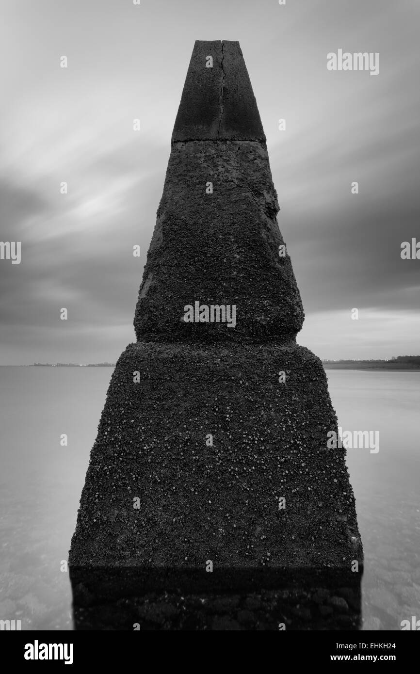 Causeway pylon hi-res stock photography and images - Alamy