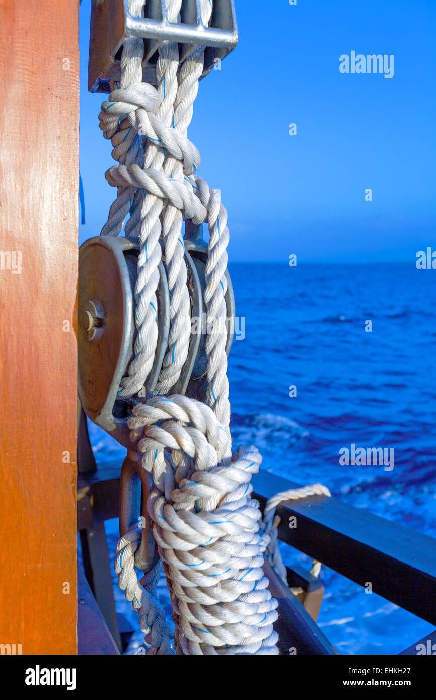 Sailing Boat Rigs: Rope and Knots with Ocean Landscape Stock Photo - Alamy