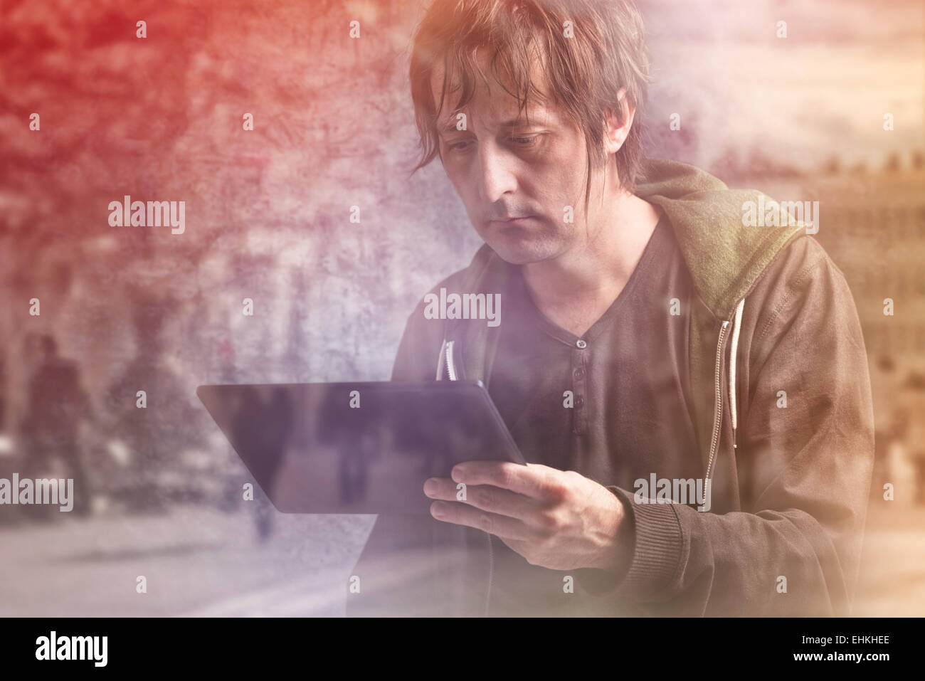 Digital magazine tablet hi-res stock photography and images - Alamy