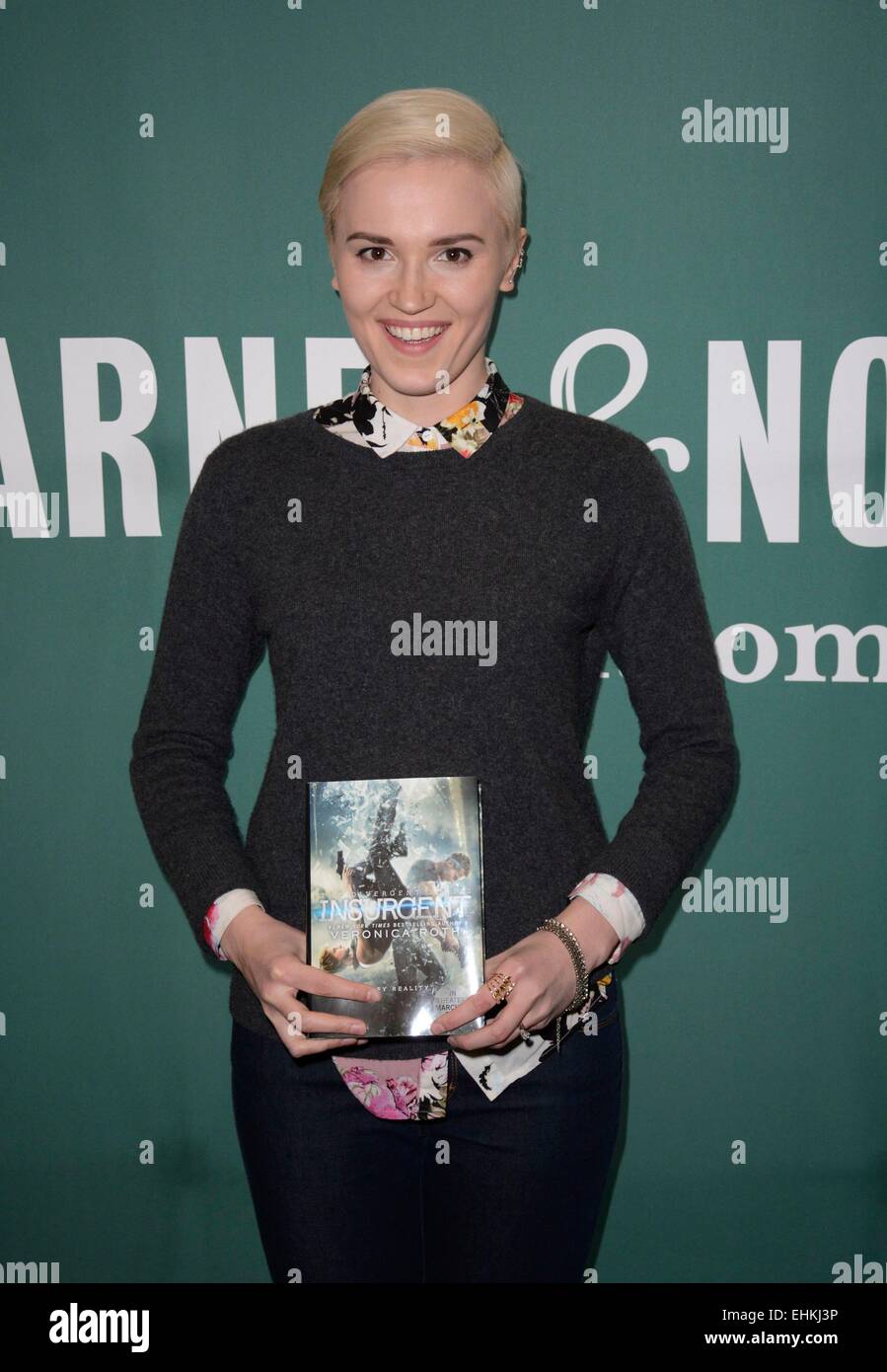 New York, NY, USA. 15th Mar, 2015. Veronica Roth at in-store appearance ...