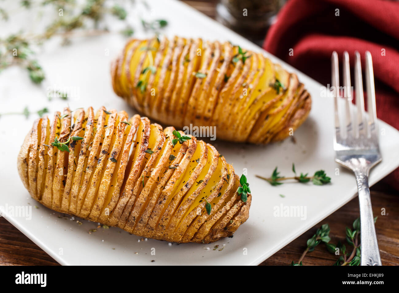 Hasselback potato hi-res stock photography and images - Alamy