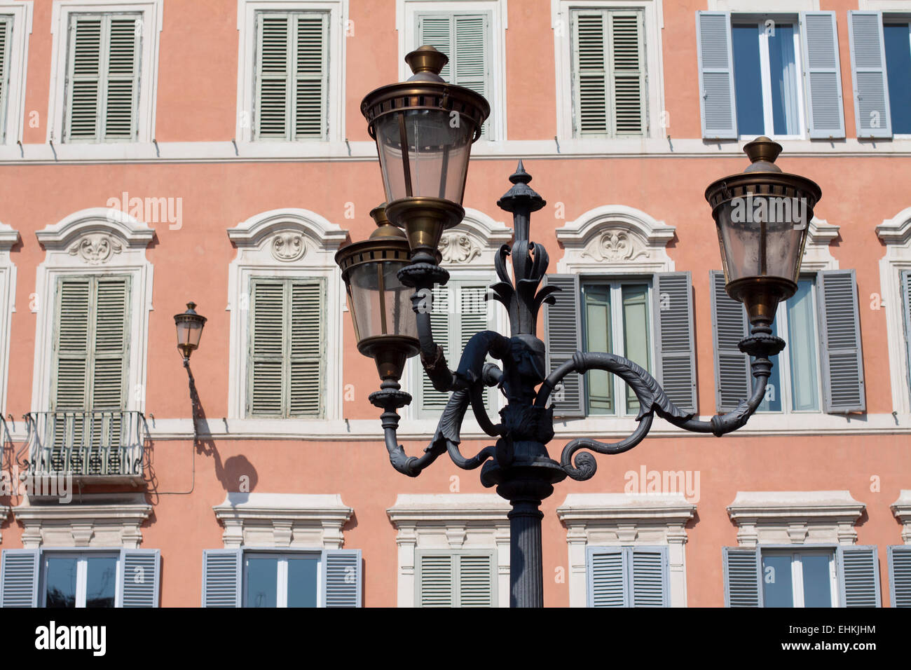 Windows city rome hi-res stock photography and images - Alamy