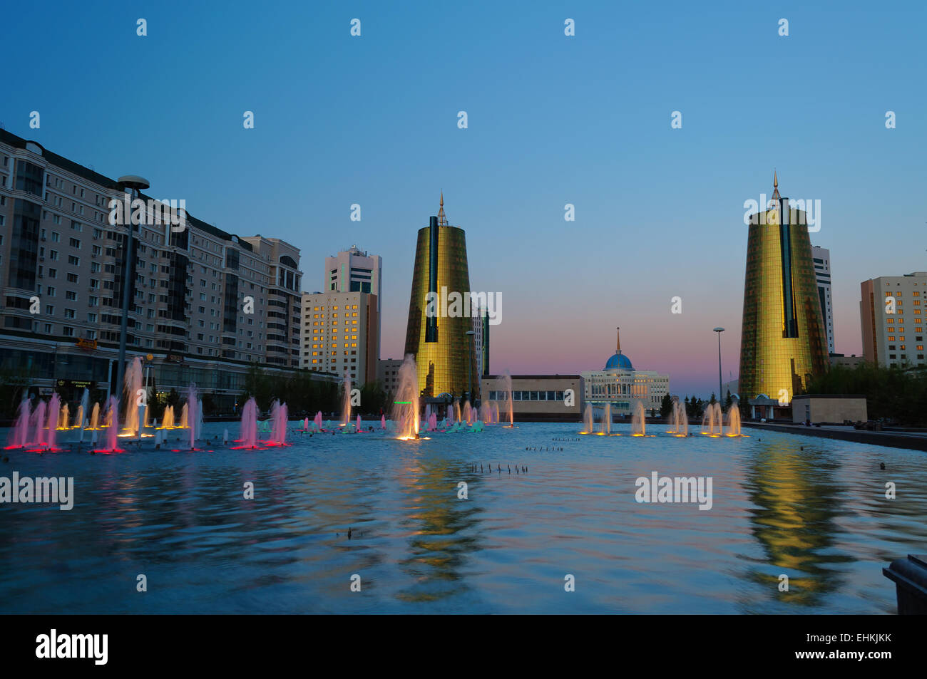 Water-Green Boulevard at sunset Stock Photo - Alamy