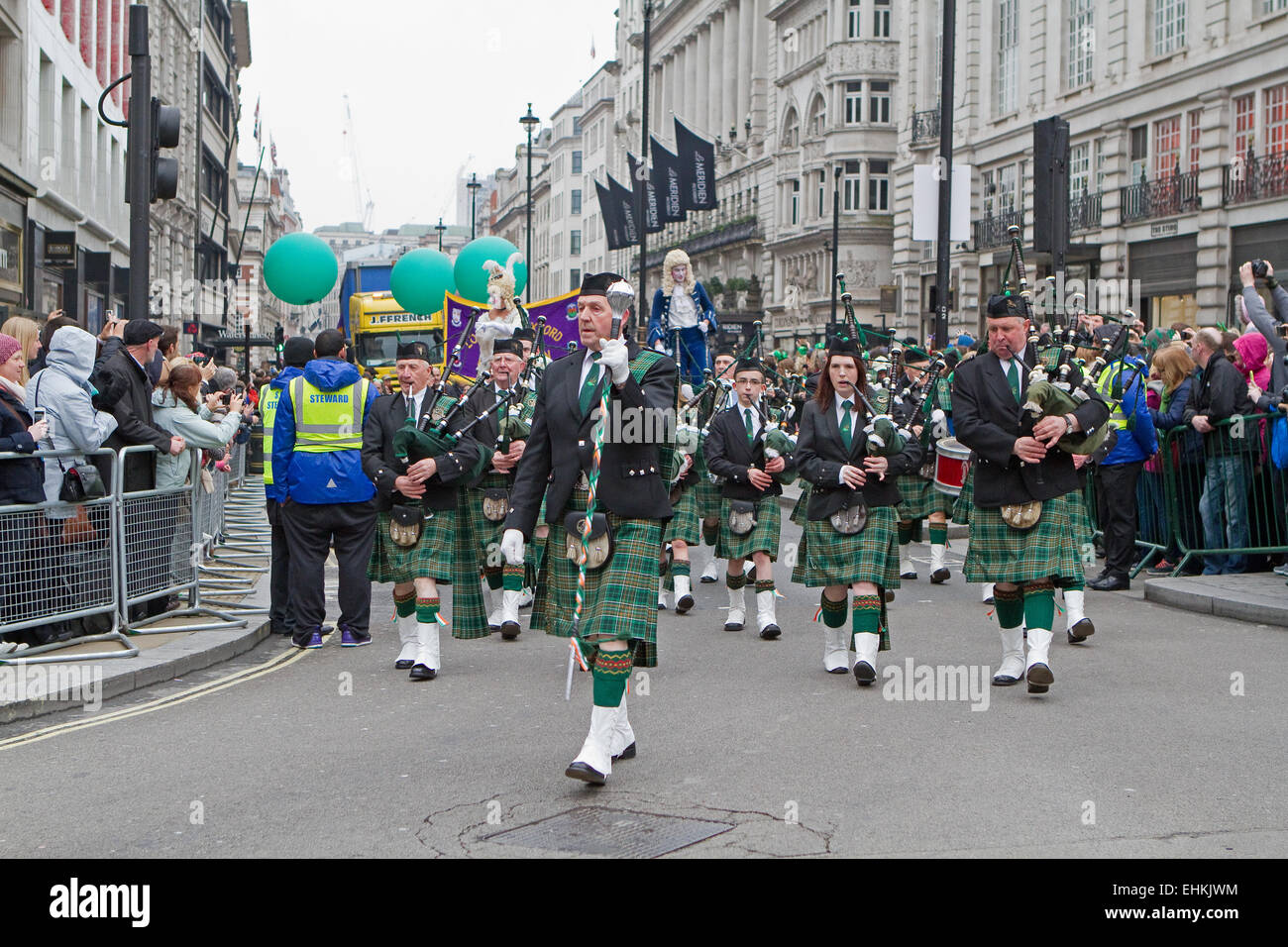 St Patrick's Day Parade and Festival takes place in Trafalgar Square ...