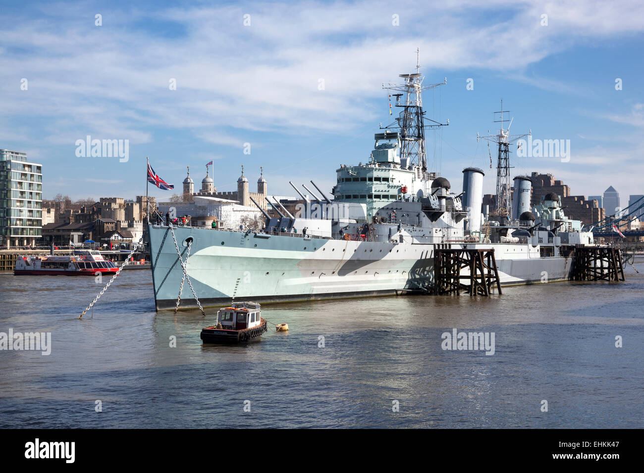 Hms belfast battleship cruiser hi-res stock photography and images - Alamy
