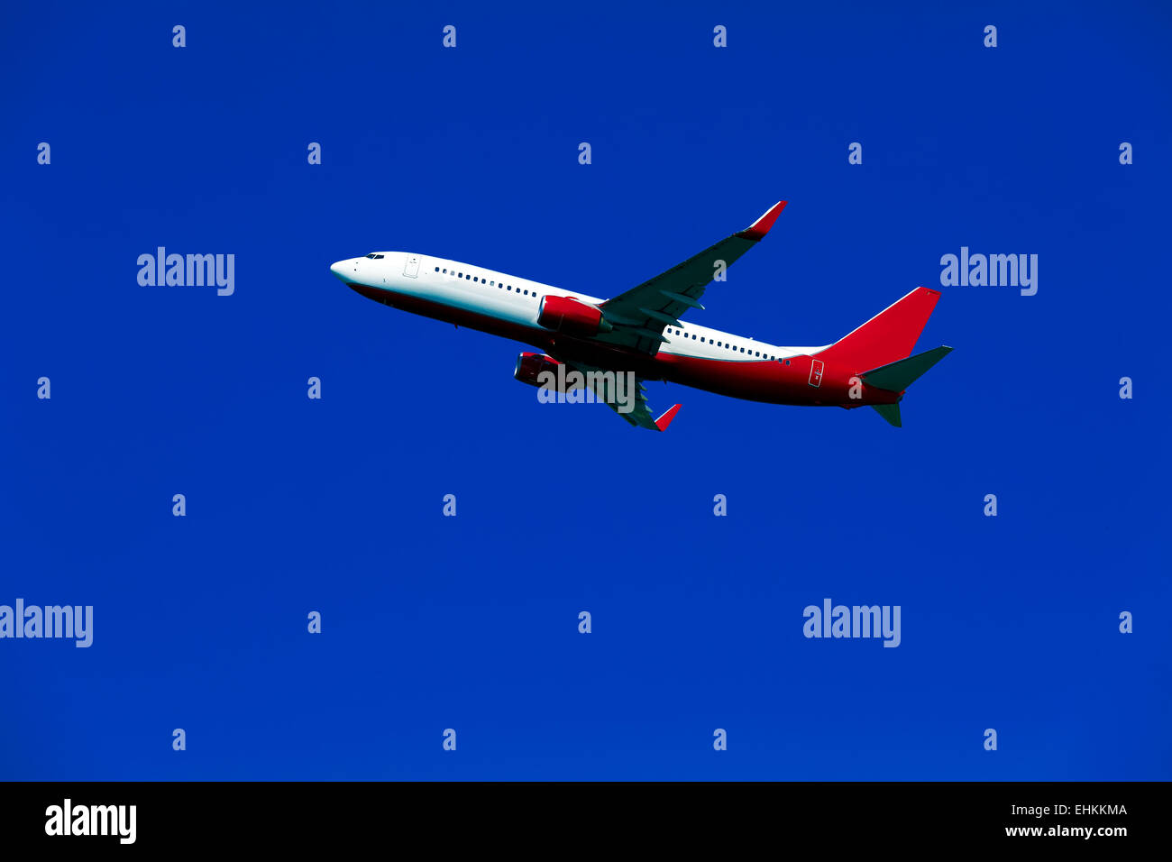 Red and white plane hi-res stock photography and images - Alamy