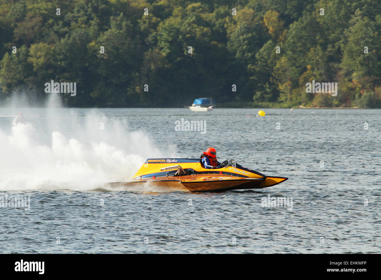 Boat F726 named Flying Tiger. Rocky Fork Thunder. American Power Boat ...