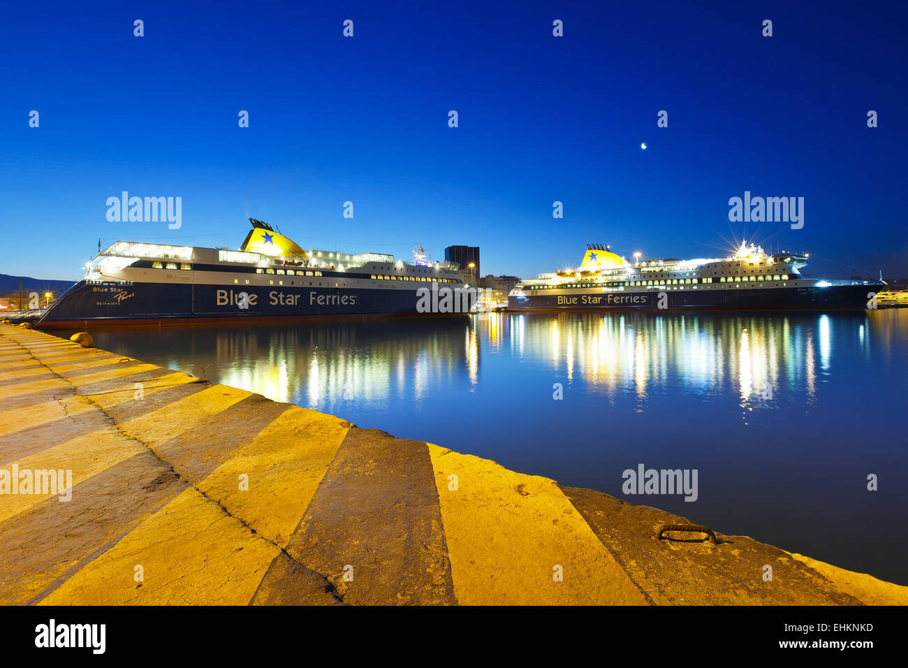 Blue star ferry athens hi-res stock photography and images - Alamy