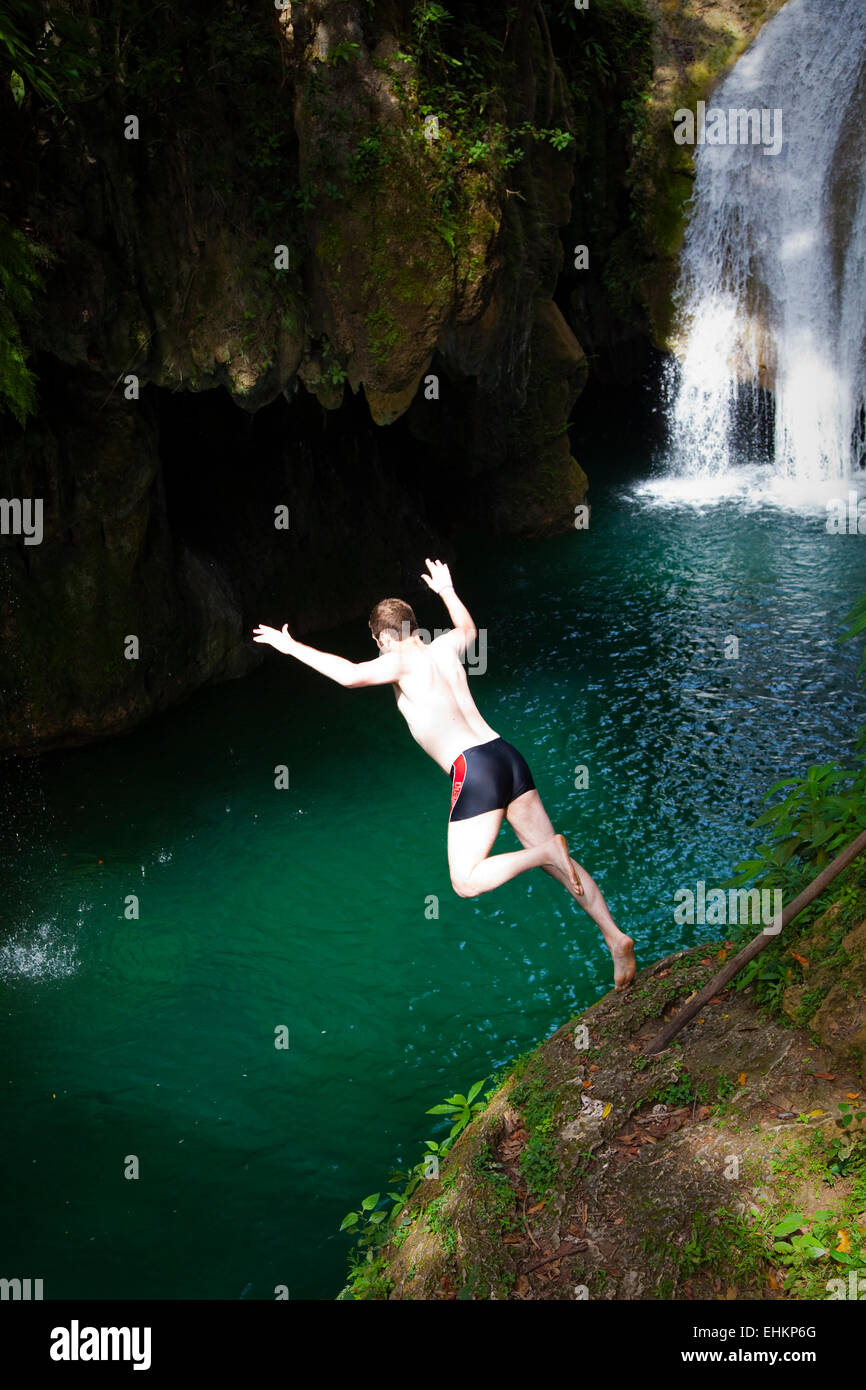 Waterfall model hi-res stock photography and images - Alamy