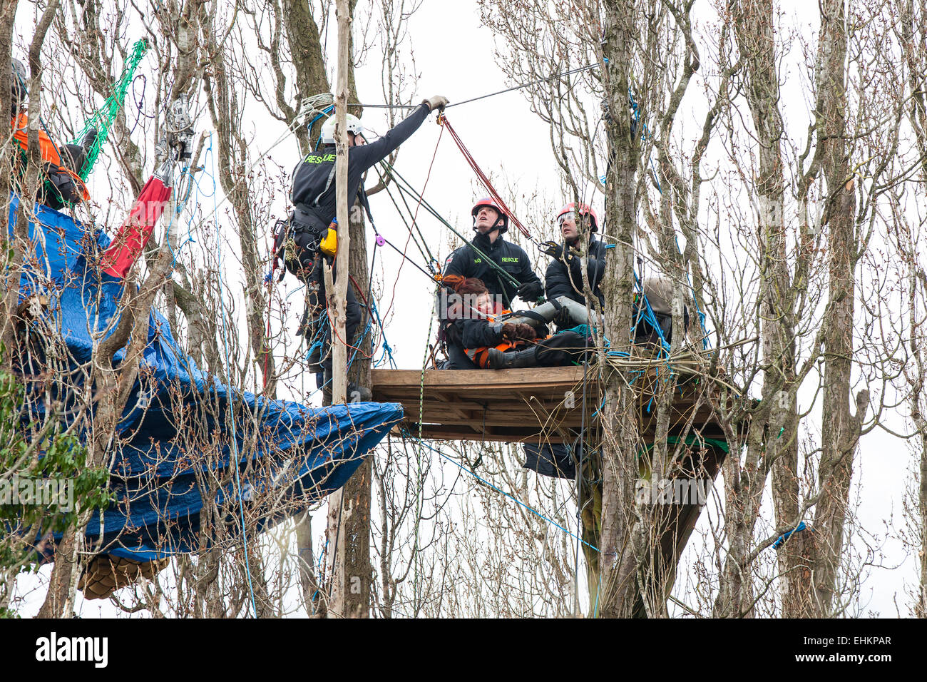 Bristol, UK. 15th Mar, 2015. Specialist climbers prepare to cut two ...