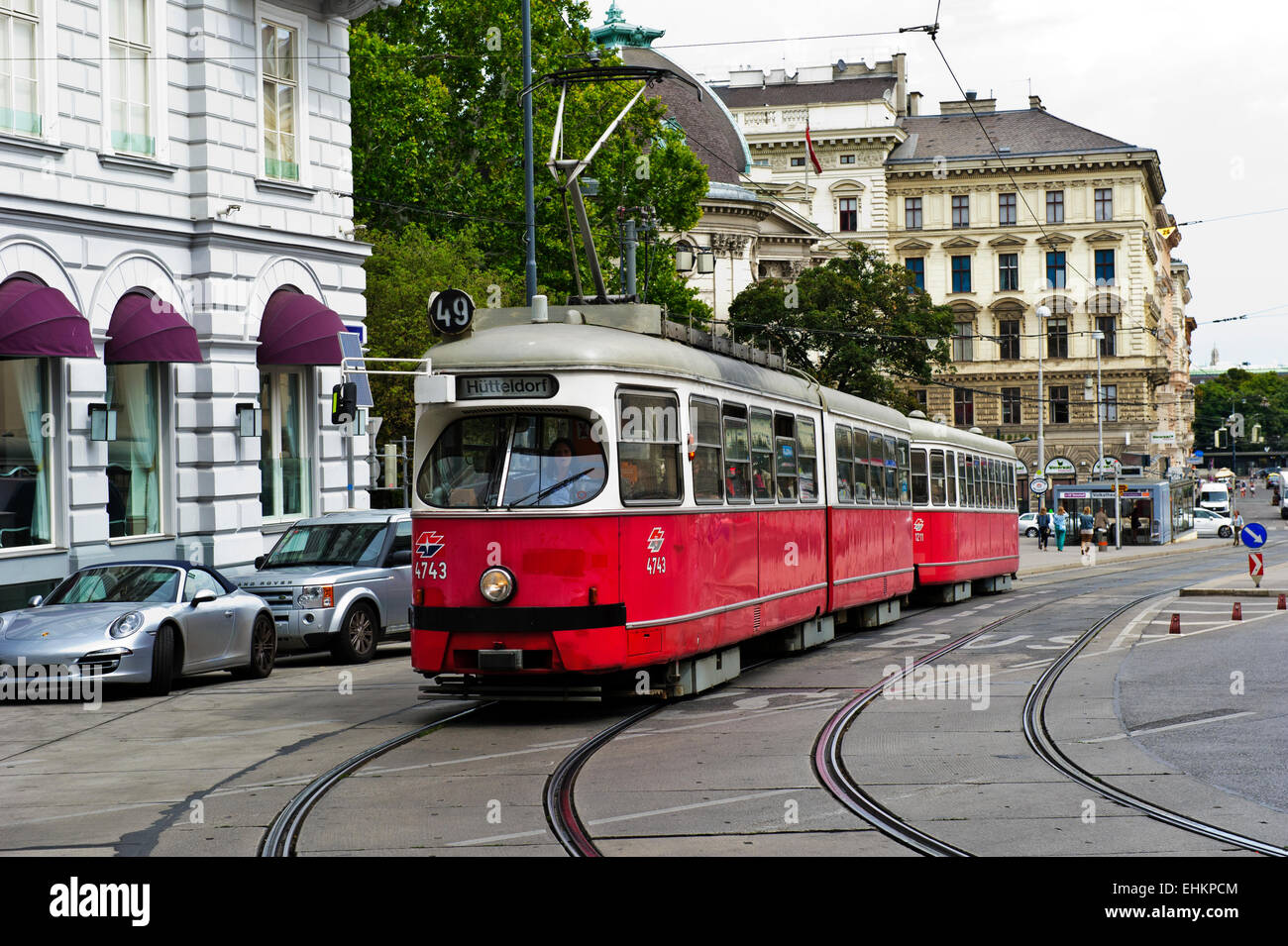 Vienna tram streetcar hi-res stock photography and images - Alamy