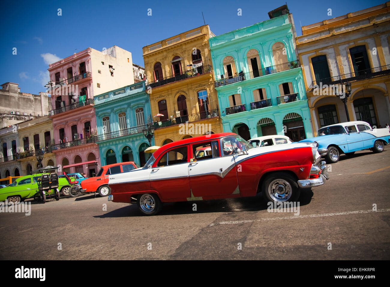 Classic car on the Paseo de Marti, Havana, Cuba Stock Photo - Alamy