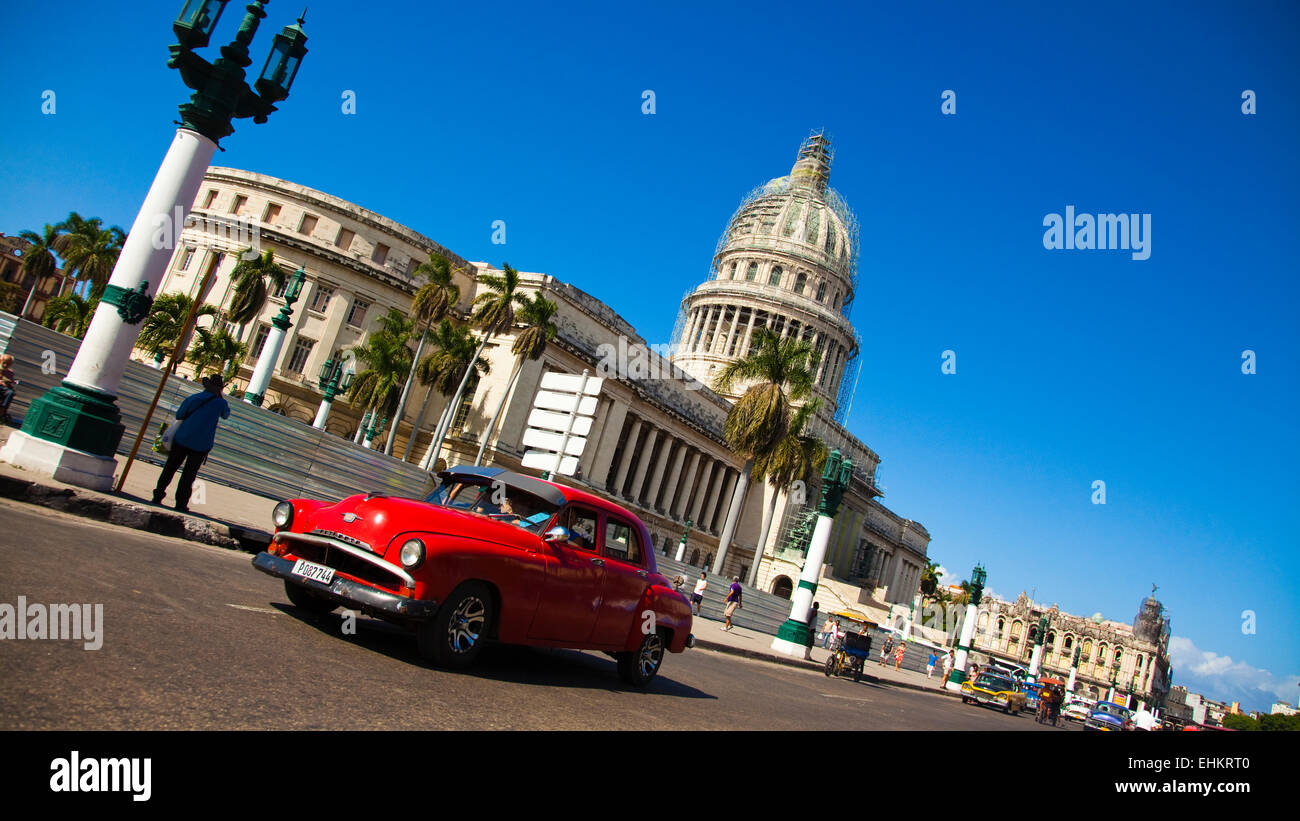 Scaffold car hi-res stock photography and images - Alamy