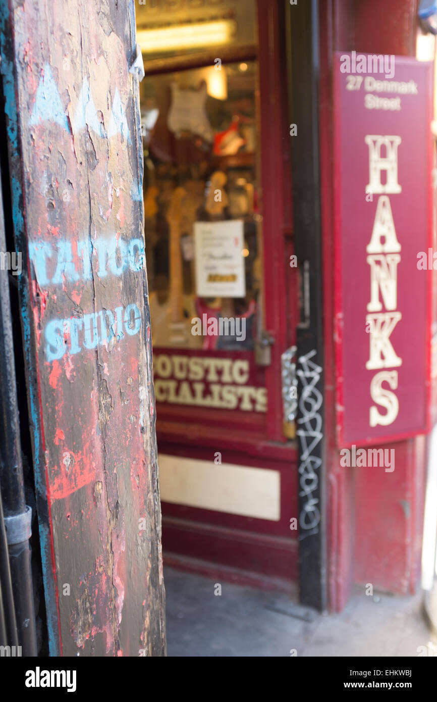 Image of sign outside Hank's guitar shop, Denmark Street, London Stock ...