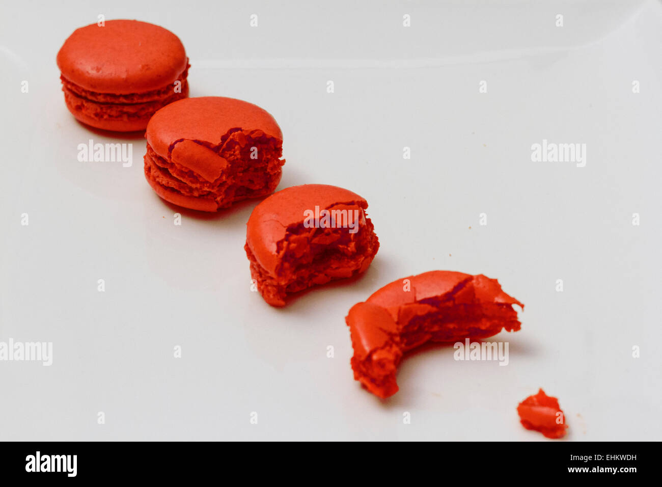 red macaroon Stock Photo - Alamy