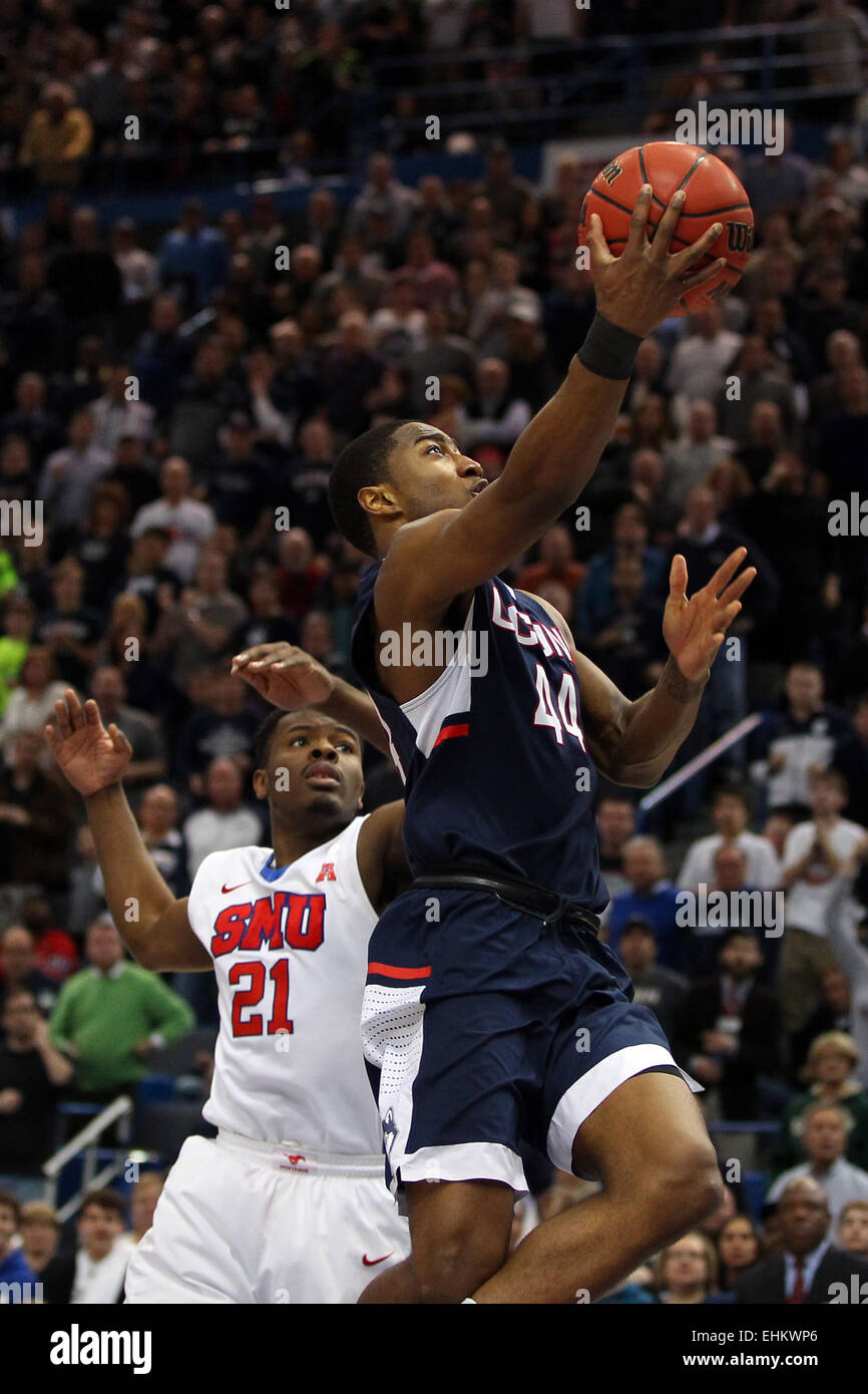 Hartford, Connecticut, USA. 15th Mar, 2015. Connecticut Huskies guard ...
