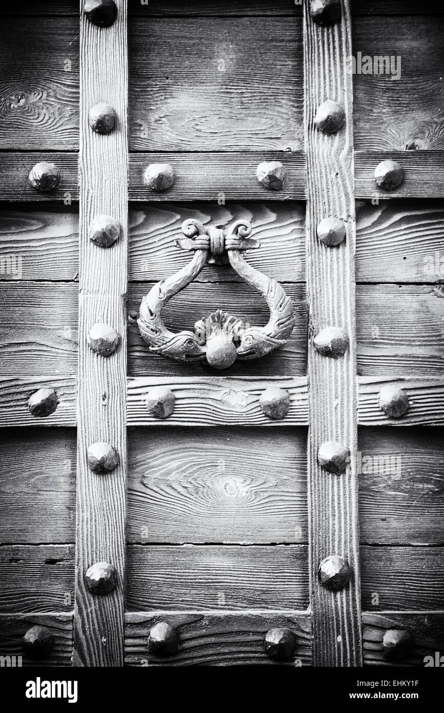 Portal medieval hi-res stock photography and images - Alamy