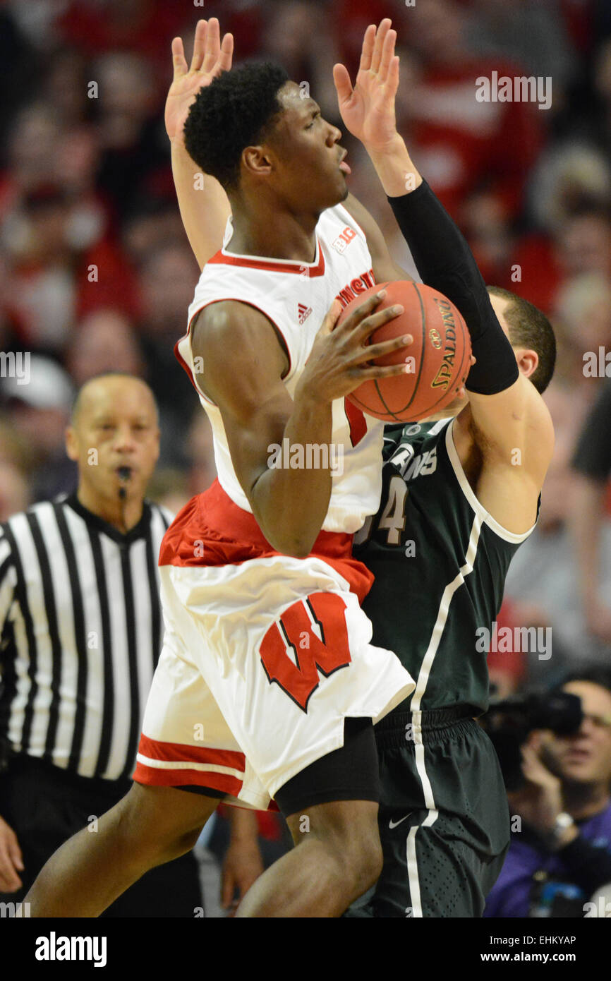 Chicago, Illinois, USA. 15th Mar, 2015. Wisconsin Badgers forward Nigel ...