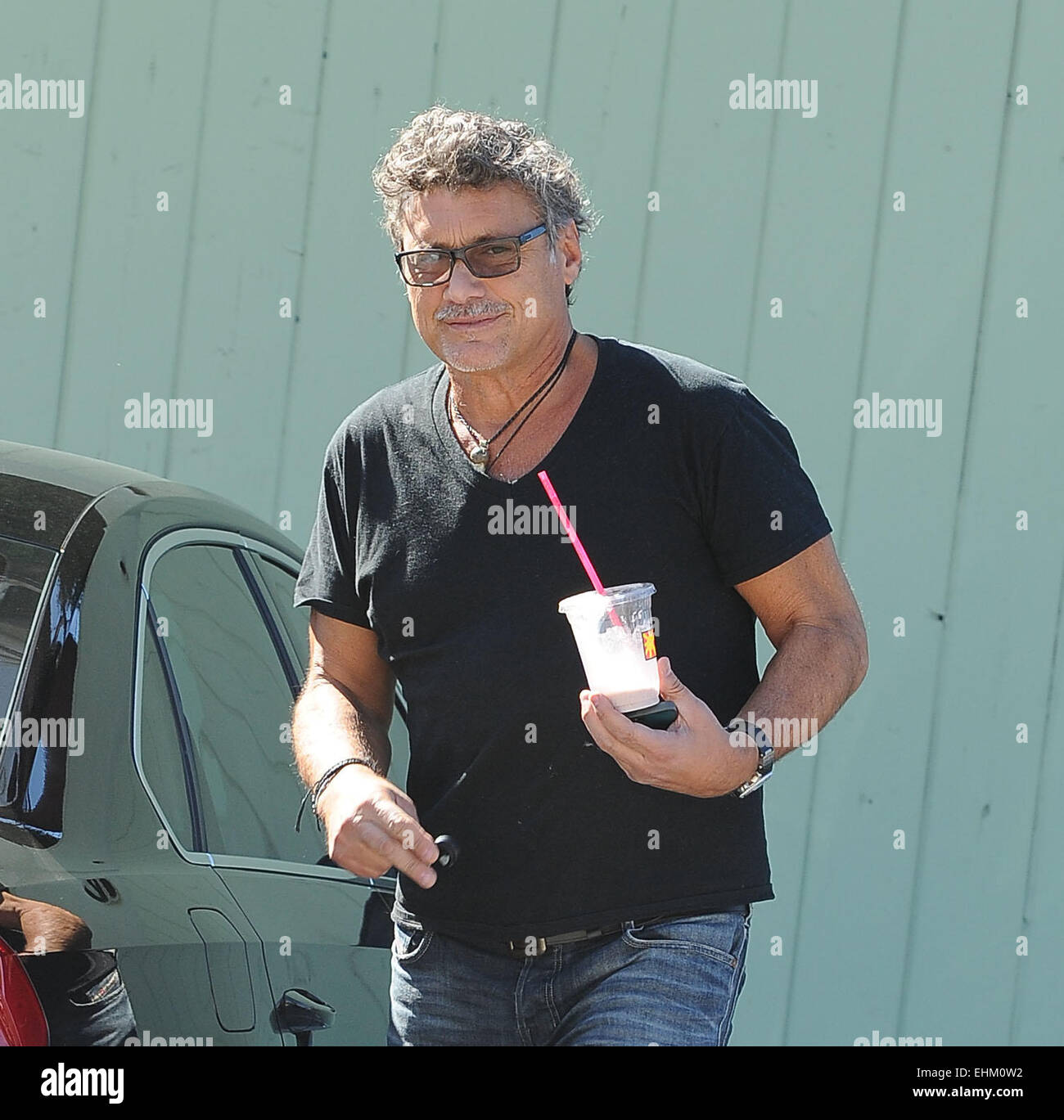 Steven Bauer and his 18 year old girlfriend, Lyda Loudan, have lunch at ...