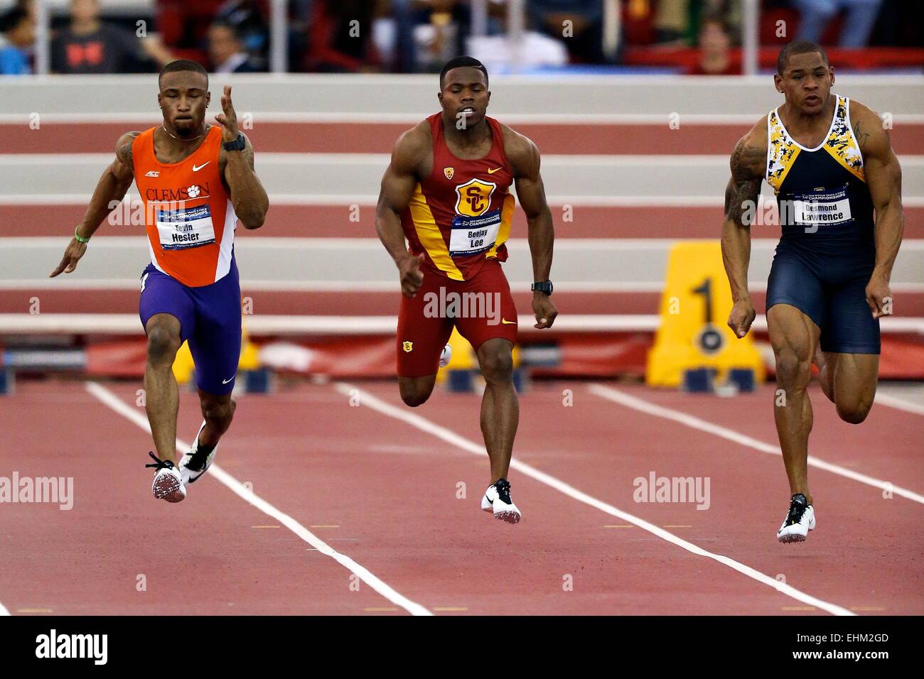 60 meter dash hi-res stock photography and images - Alamy