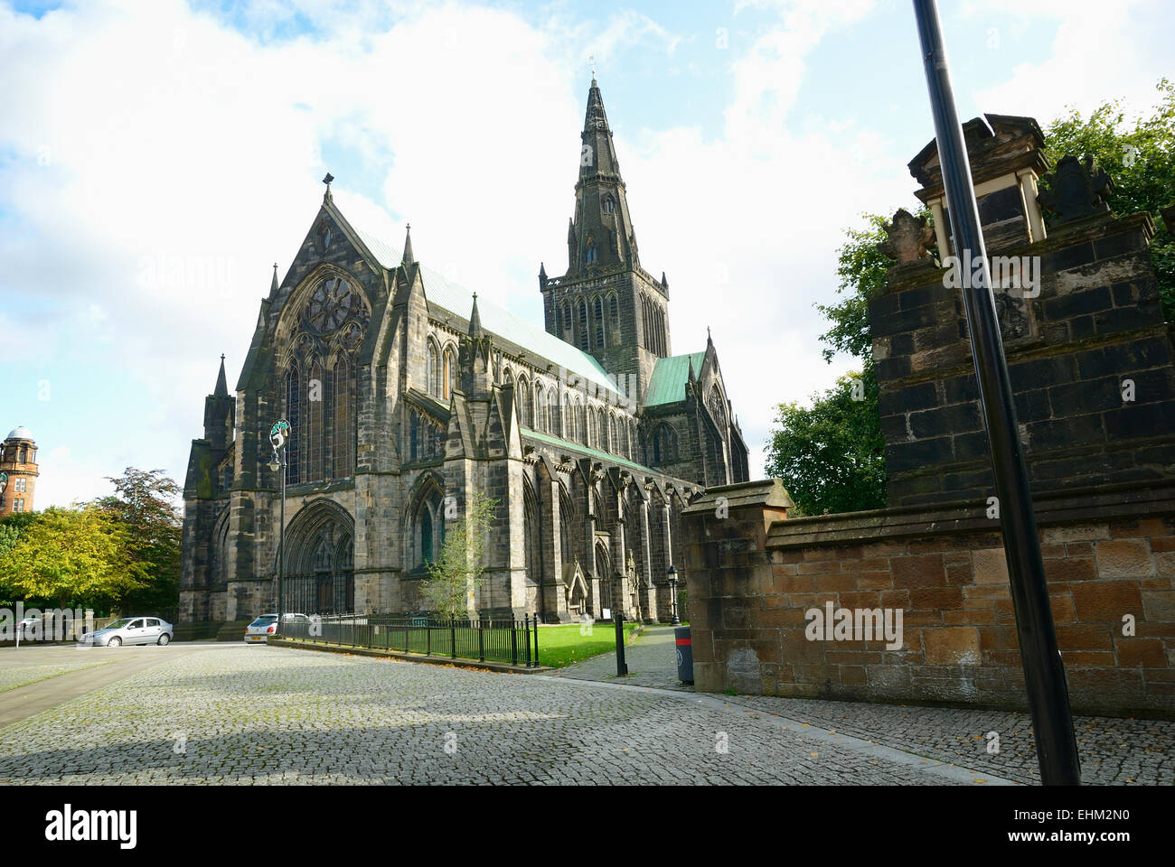 Cathedral square glasgow hi-res stock photography and images - Alamy