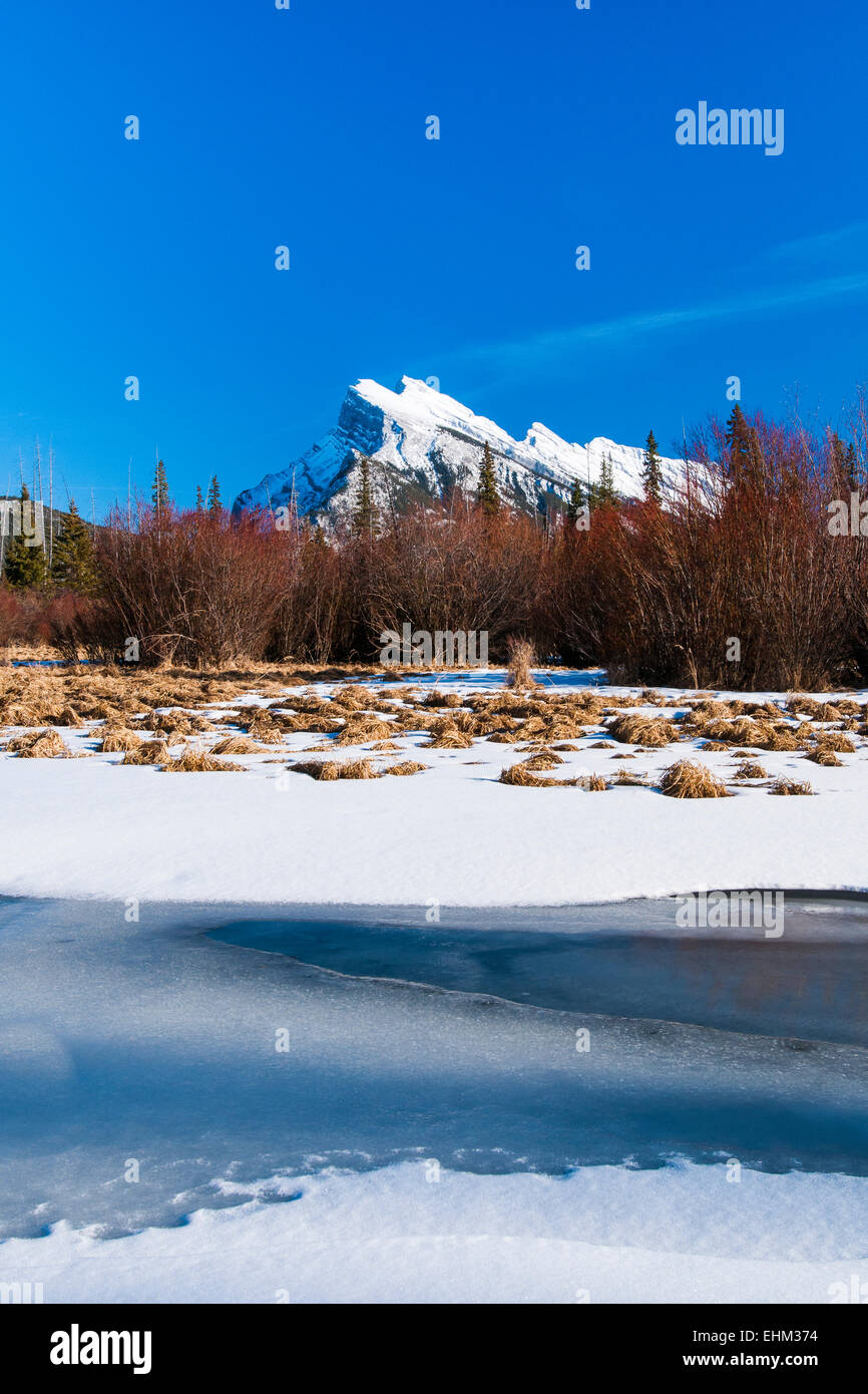 Mount Rundle and Vermilion Lakes in winter, Banff National Park Alberta ...