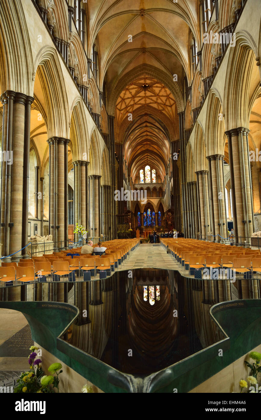 Salisbury church of england diocese hi-res stock photography and images ...