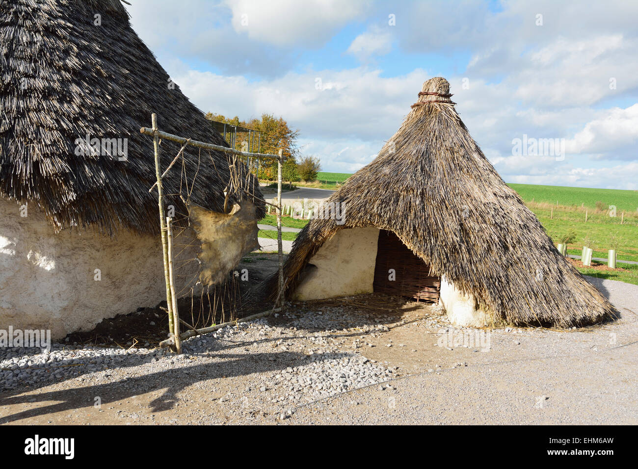 Bronze age huts hi-res stock photography and images - Alamy