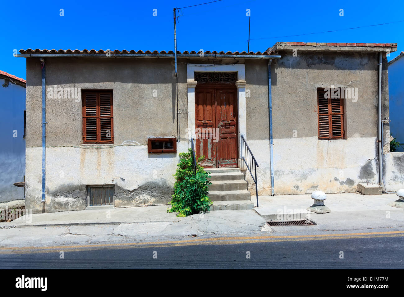 Typical old city houses, Kyrenia, North Cyprus Stock Photo - Alamy
