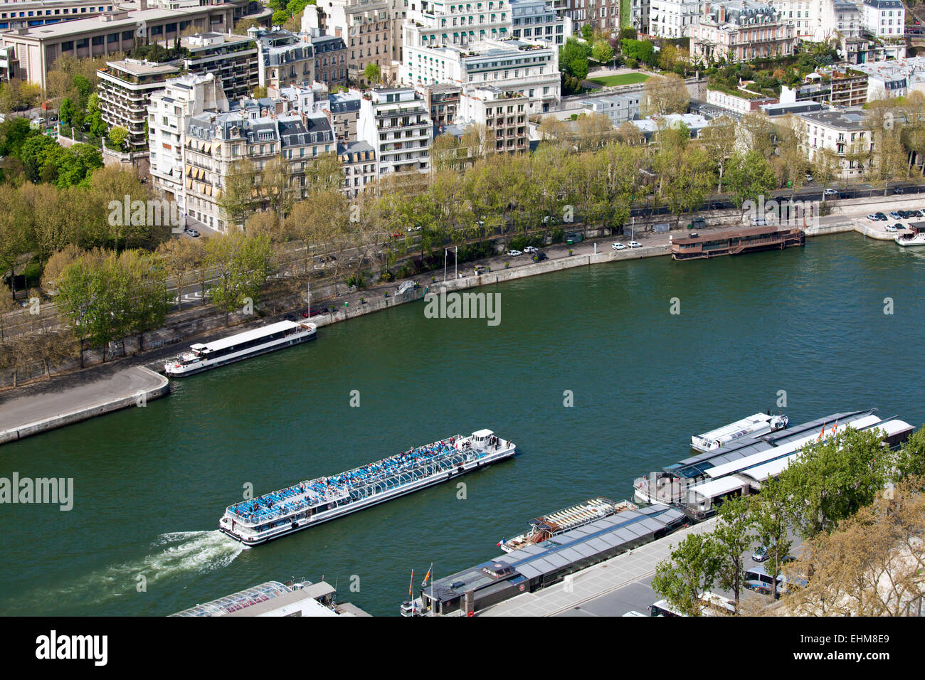 River seine swim hi-res stock photography and images - Alamy