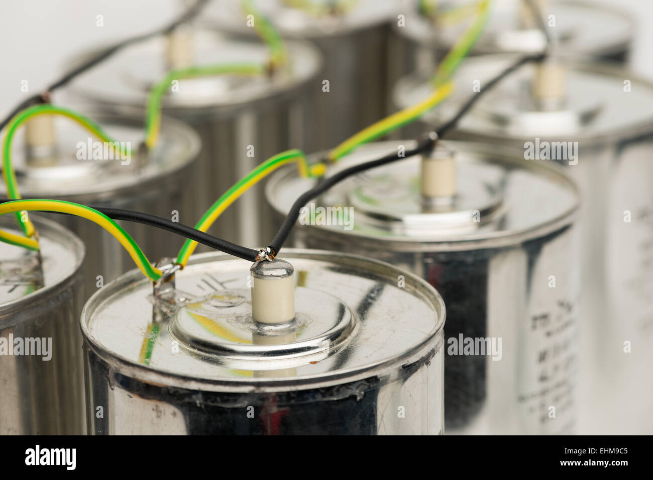Dangerous monster sized capacitors wired in parallel with heavy gage ...