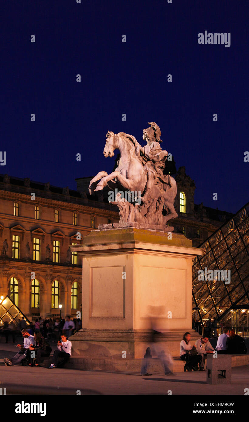 Xiv paris hi-res stock photography and images - Alamy