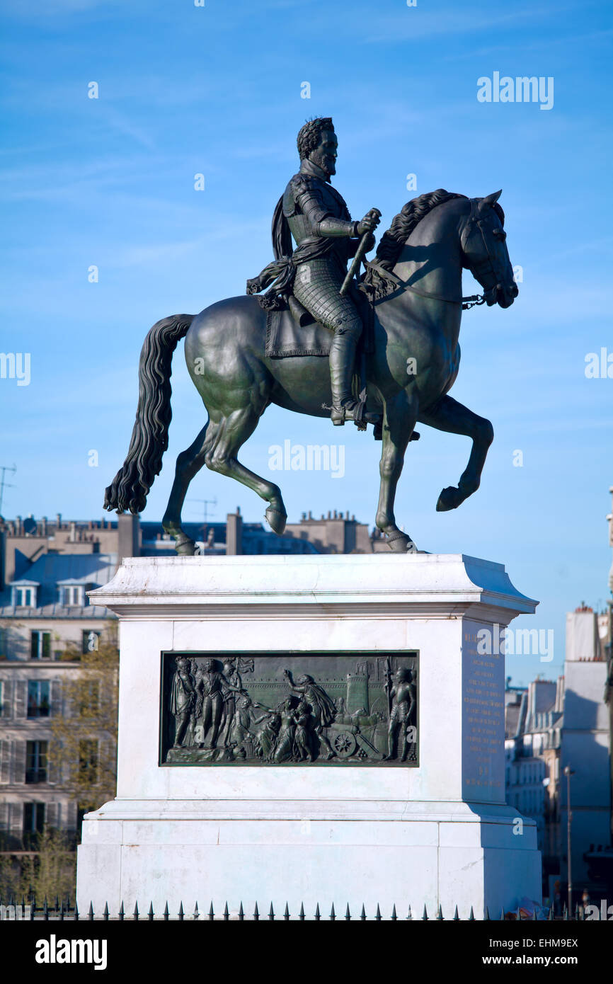 Statue of Henri IV, Paris, France Stock Photo - Alamy