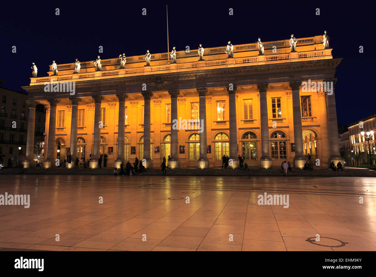 Night view of Grand Theater Bordeaux (1780, designed by Victor Louis ...