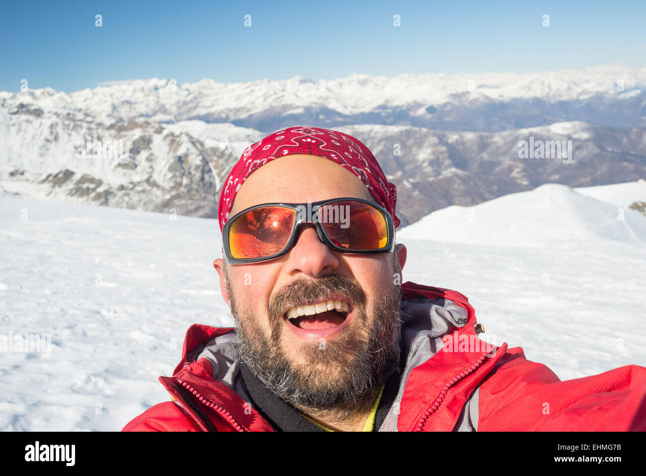 Man beard on ski slope hi-res stock photography and images - Alamy