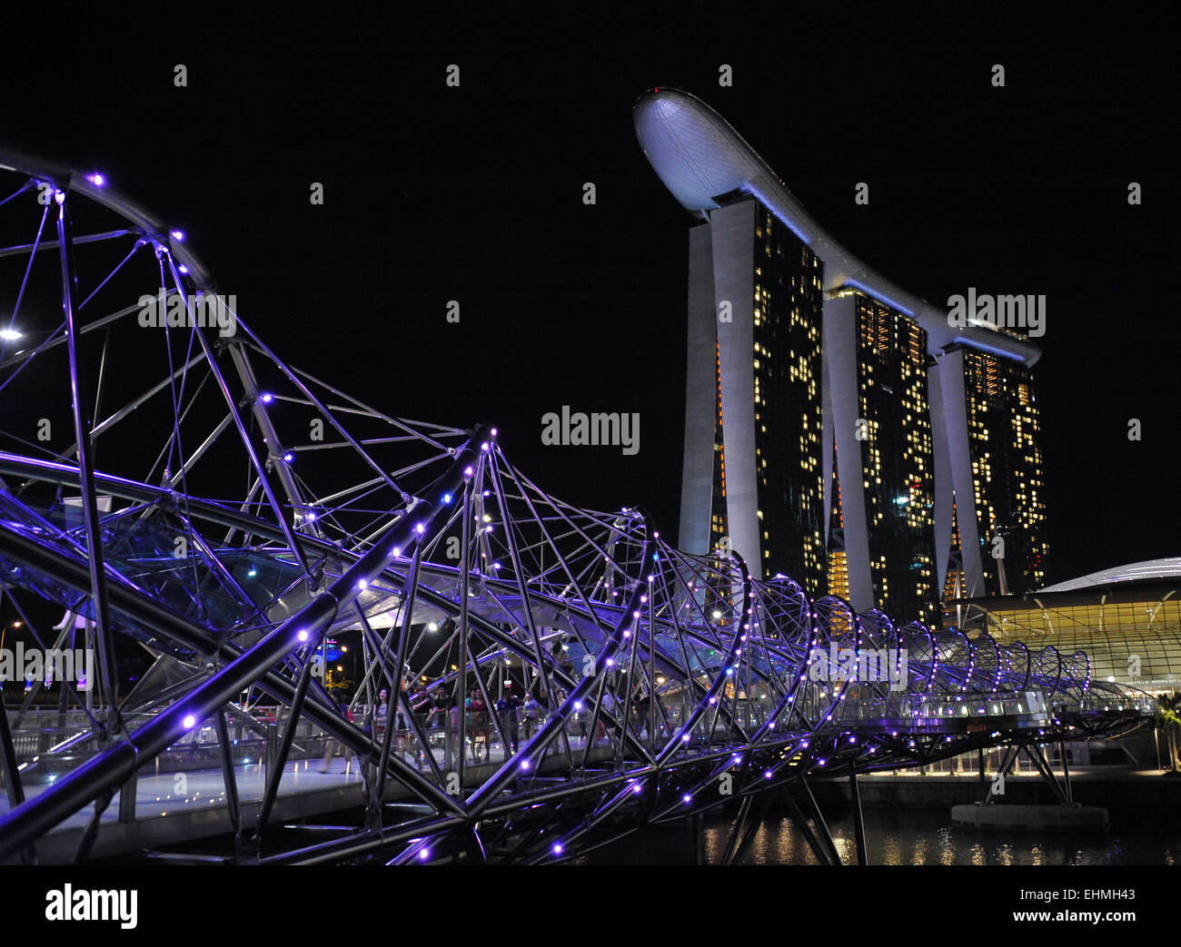 The Helix Bridge, Singapore Stock Photo - Alamy
