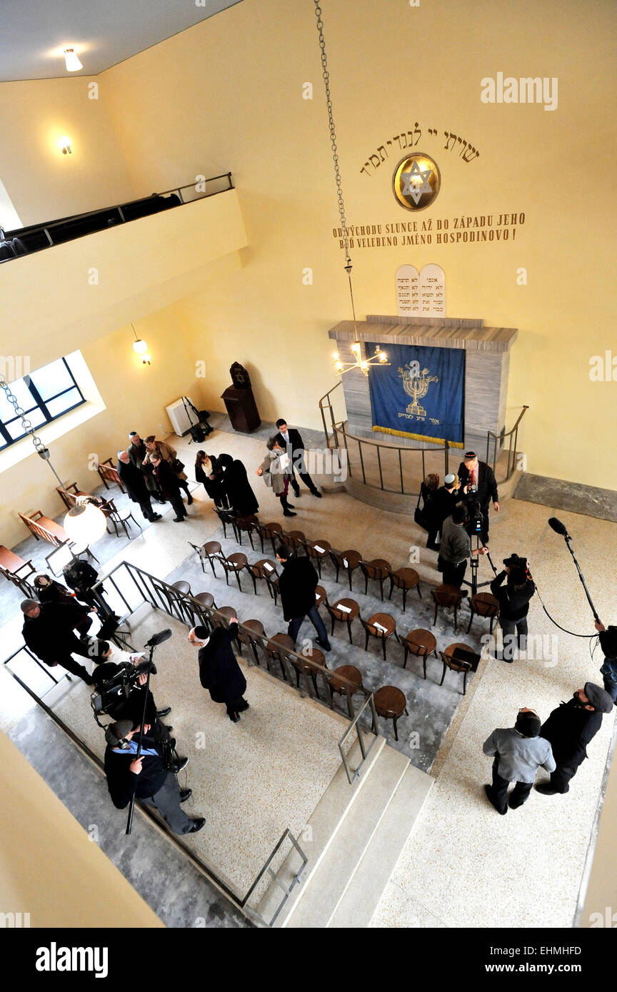 A new parochet, or a curtain to cover the Torah ark, was officially ...