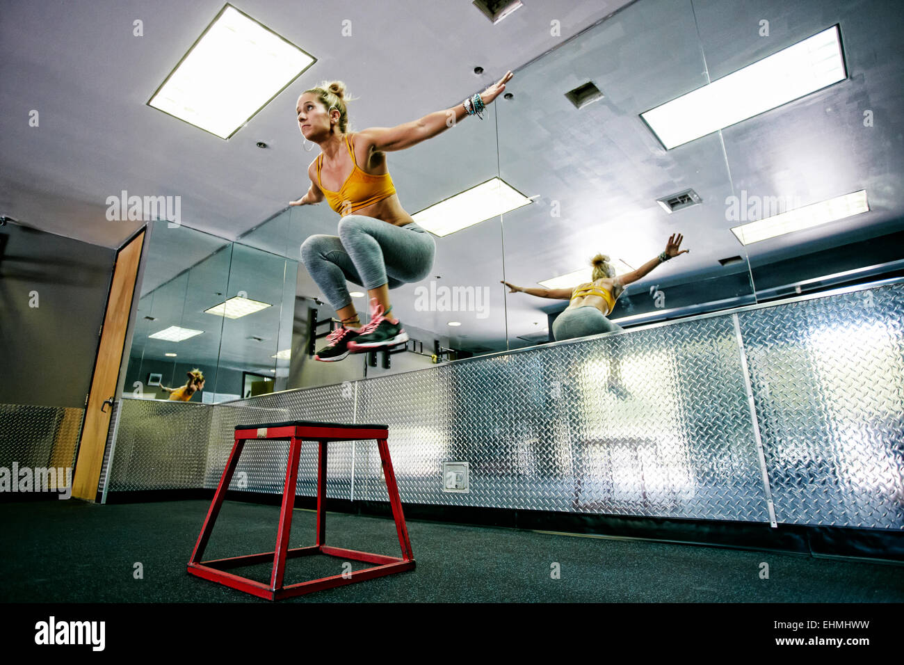 Working out hi-res stock photography and images - Alamy