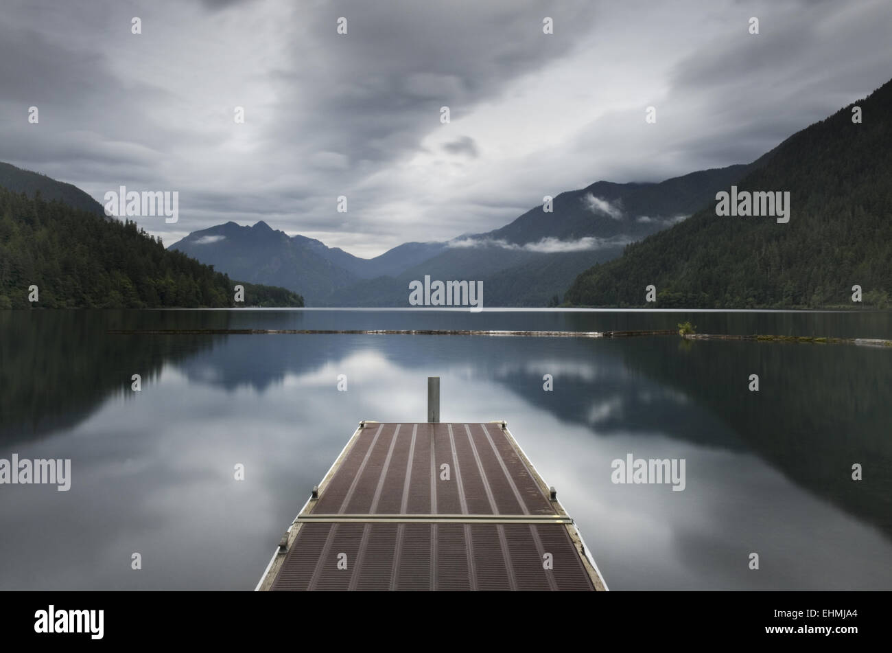 Metal jetty hi-res stock photography and images - Alamy